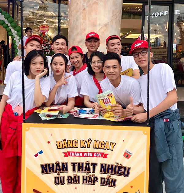 Đồng phục CGV: Mẫu trang phục được yêu thích nhất hiện nay